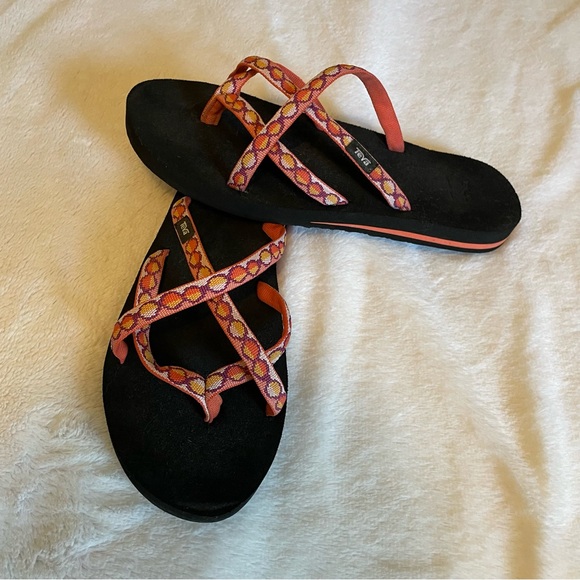 Teva | Shoes | Teva Olowahu Womens Size 1 Flip Flops Brown Orange Thong ...